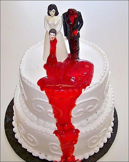 Divorce Cakes by Fay Millar | Amusing Planet